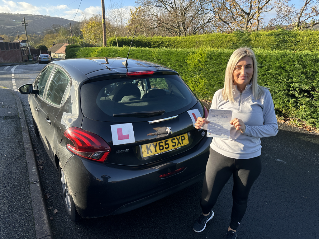 Sarah Hughes – Gears Driving Lessons